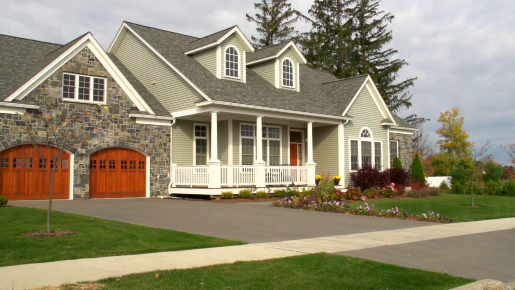 Residential and Commercial Roofing Contractor in Vermont